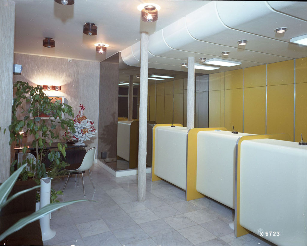 The bank architecture of the 60s-70’s, between pop culture and high ...