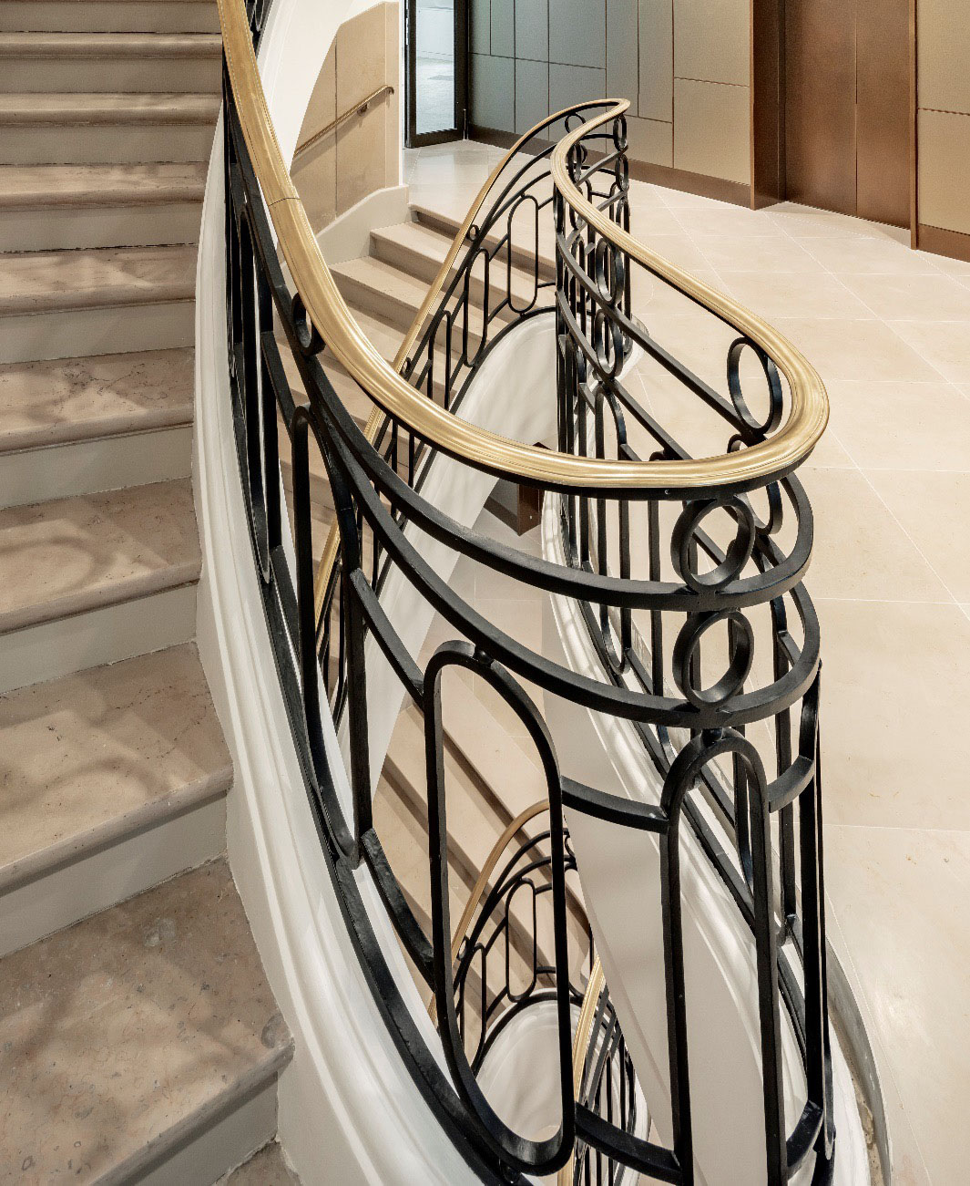 Unveiling the iconic '16 Italiens'